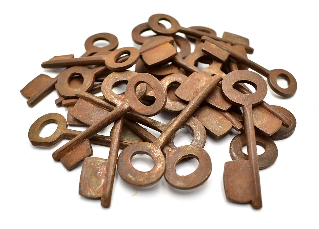 Uncut Antique Skeleton Keys, Skeleton Key Blanks, Old Keys for Jewelry ...
