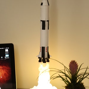 Apollo 11 Saturn V Rocket Lamp - Etsy Canada