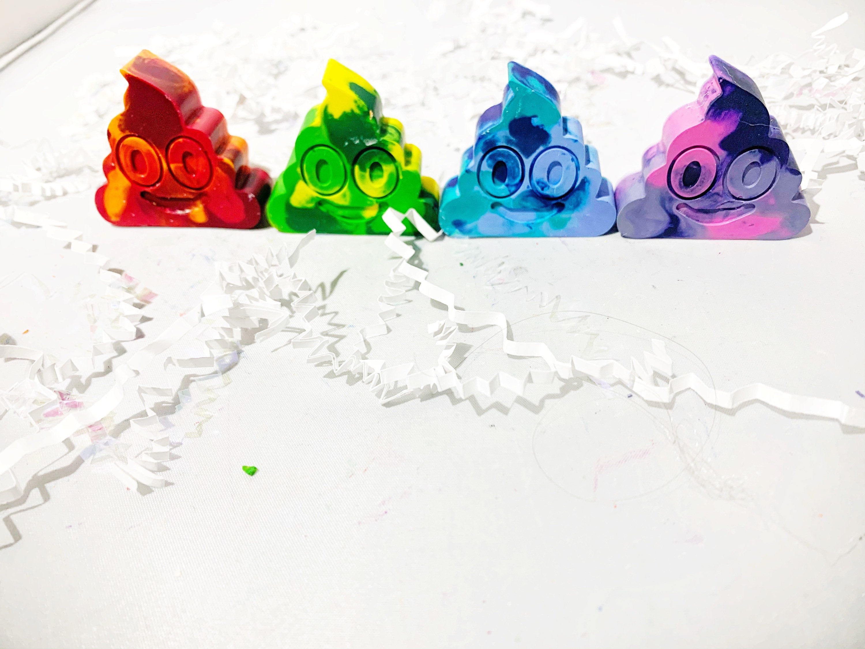 Kids EMOJI Crayon Kids Birthday Emoji Party Favor Crayon | Etsy