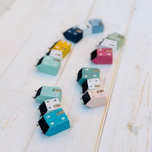 Freestanding Miniature Houses. Set of 3. Driftwood Scene. - Etsy