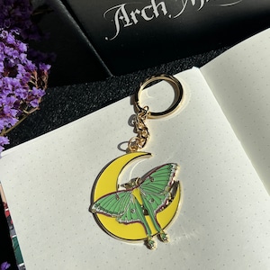 Luna Moth Keychain, Glow-in-the-dark Moon Keychain, Lunar Moth Keychain ...