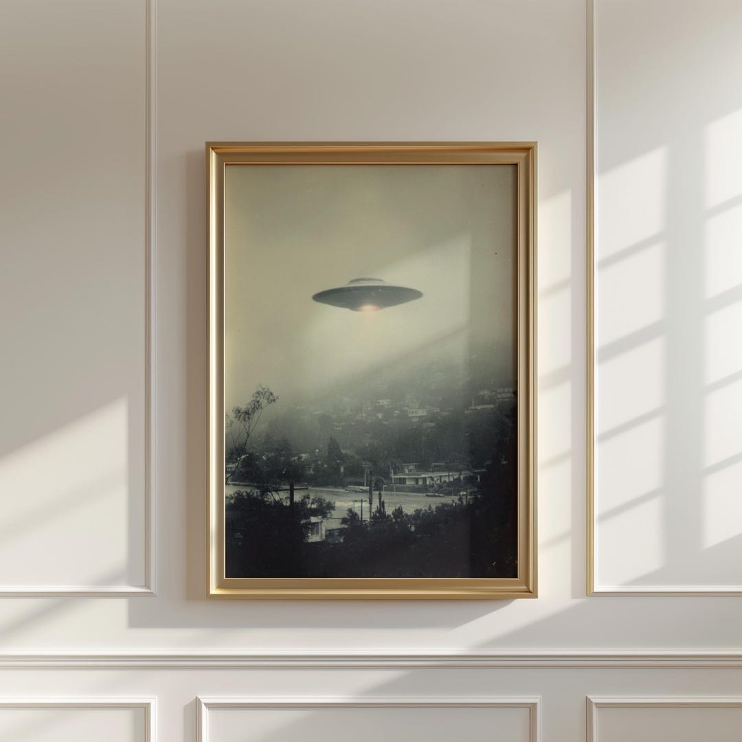 UFO Poster in Vintage Film-style Photography With Misty Cityscape Tones ...