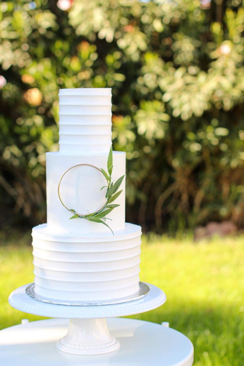 The Original Cake Stake, Cake Decorating Essential - Cake Decor Holder ...
