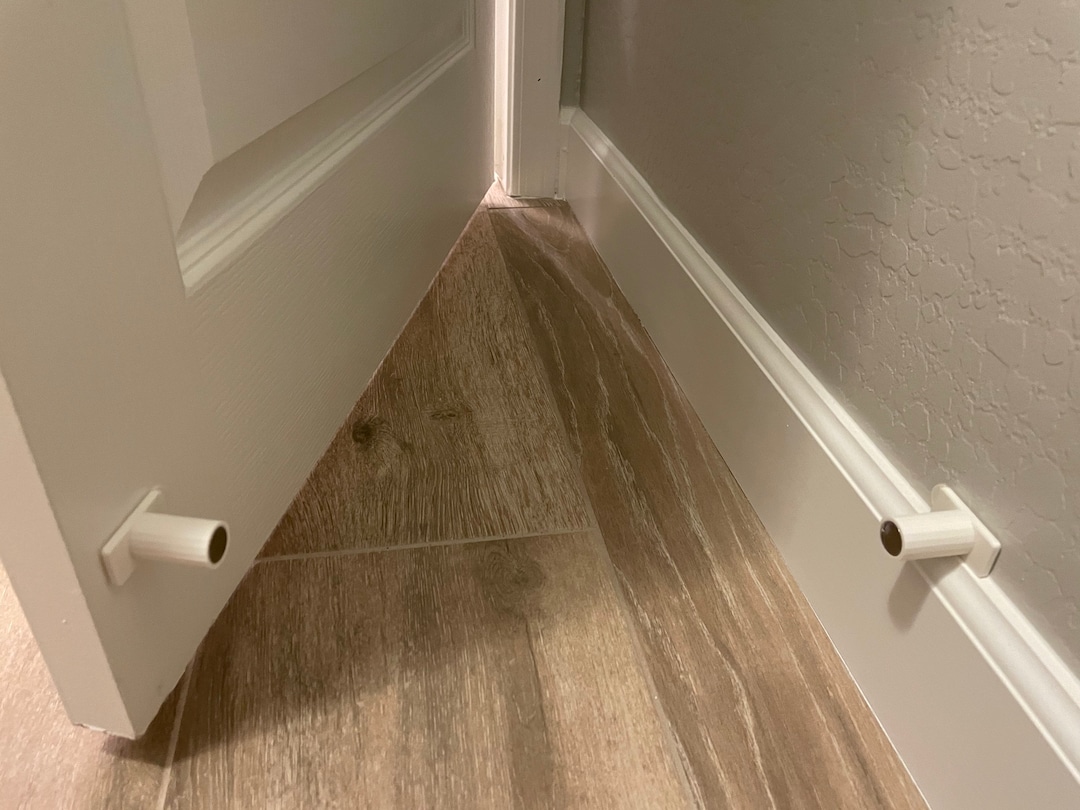 Magnetic Door Stop and Catch - Door Holder - Door Stop - Creative Door ...