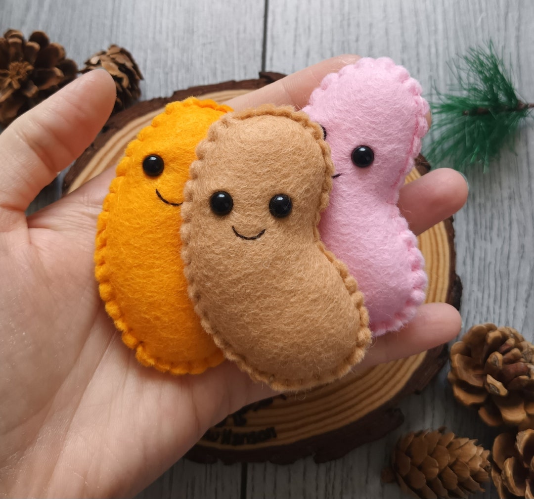 Felt Bean Pocket Hug, Pick Me Up, Pregnancy Announcement, Letterbox ...