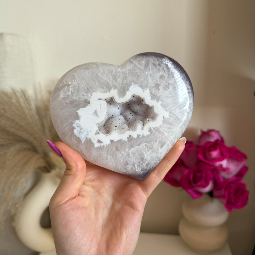 Druzy Agate Heart, Agate Heart Carving, Banded Agate Heart, Druzy Agate ...