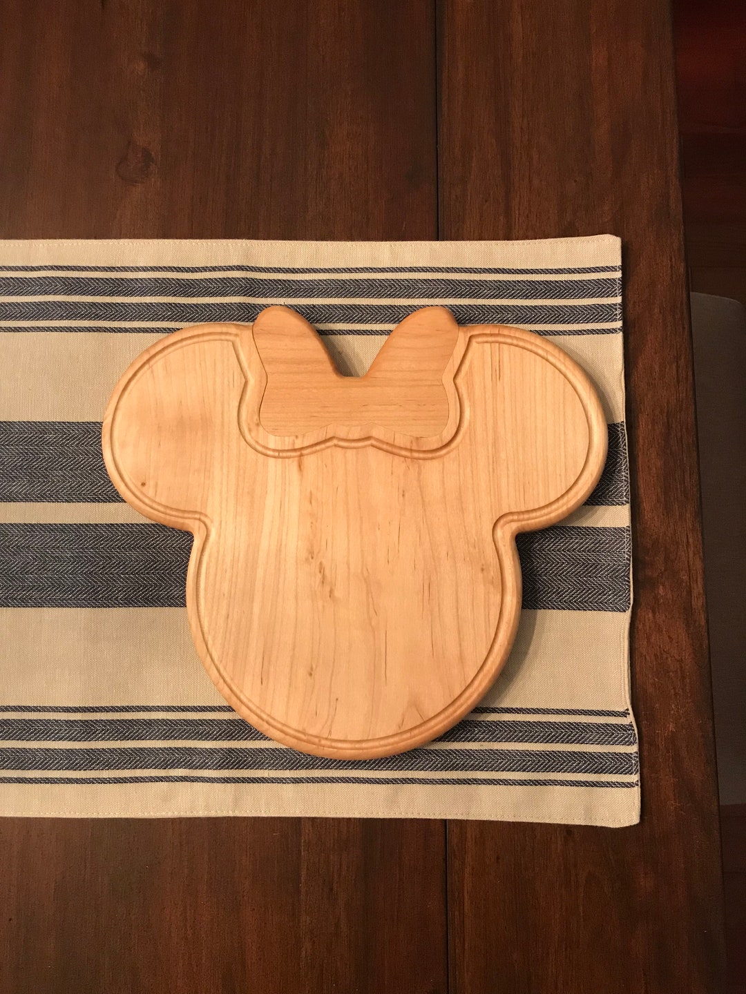 Minnie Mouse Maple Cutting Board/minnie Charcuterie Board - Etsy