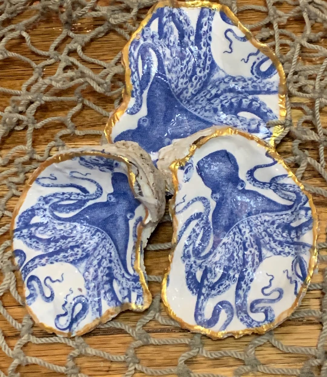 Octopus Gilded Oyster Shell - Etsy