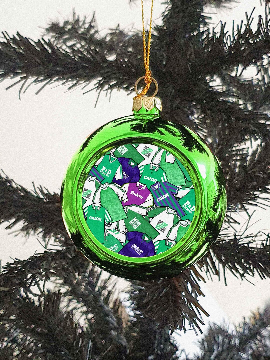 HFC Style Retro Inspired Artwork Themed Christmas Bauble - Etsy