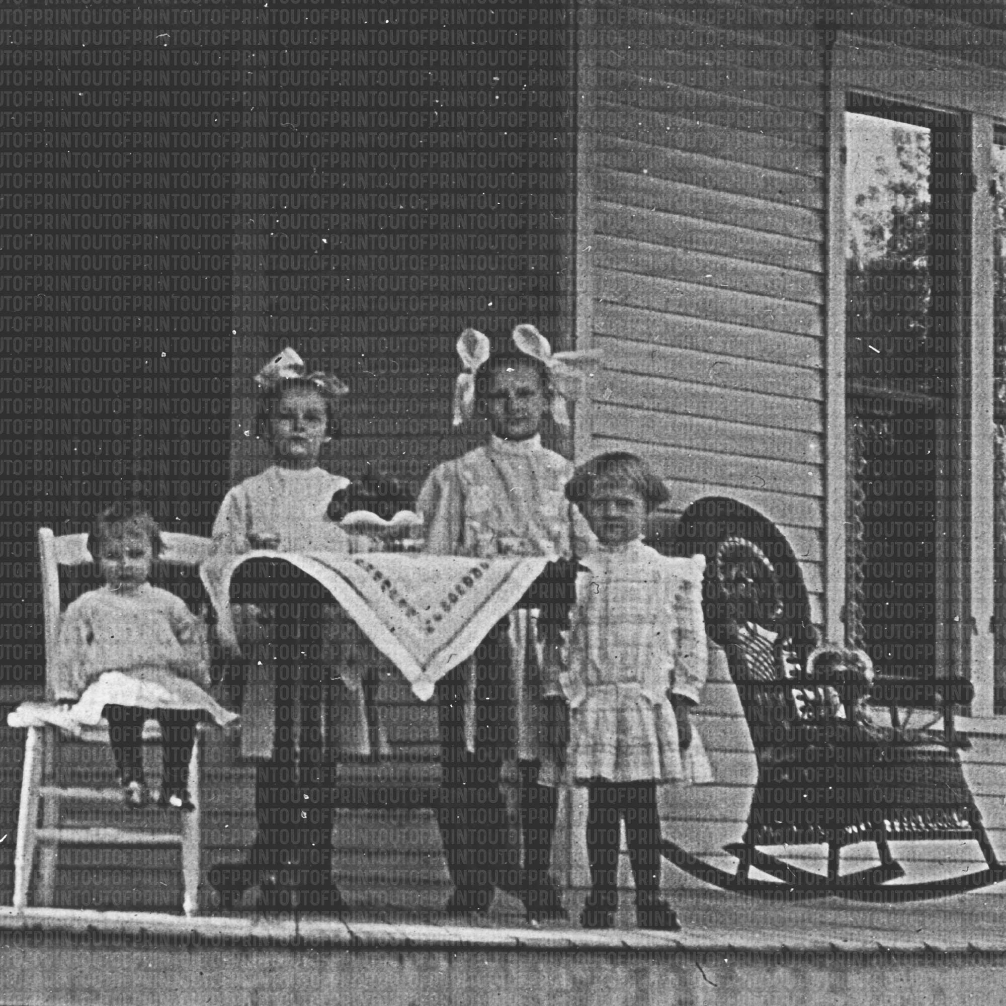 Early 1900s House, Children Posing, Family Group Portrait , Printable ...