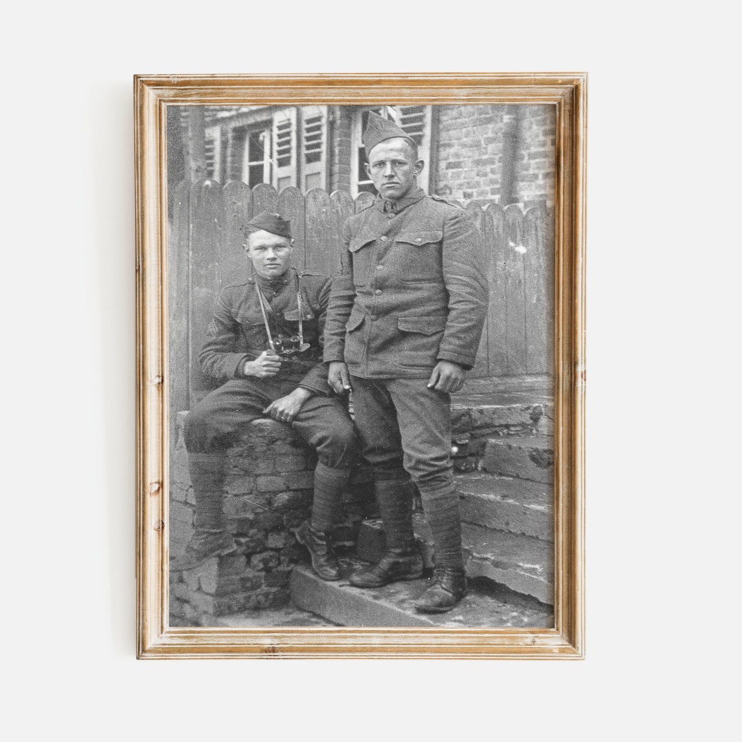 WW2 Era Soldiers, Military Men in Uniform, Printable Wall Art, Instant ...