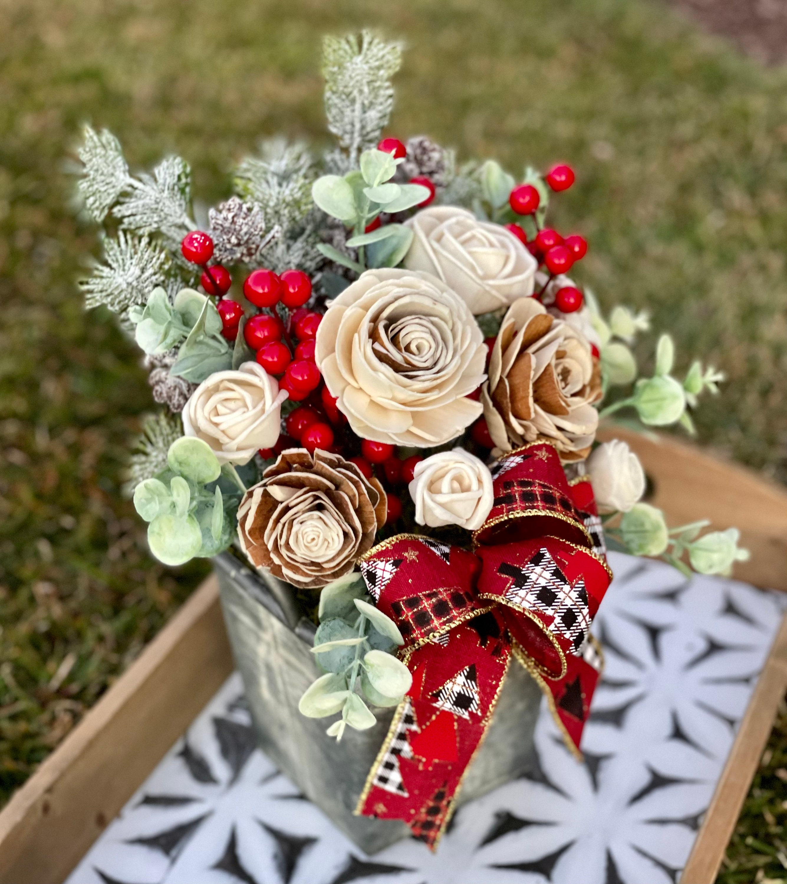 Christmas Plaid Centerpiece Christmas Tin Farmhouse - Etsy