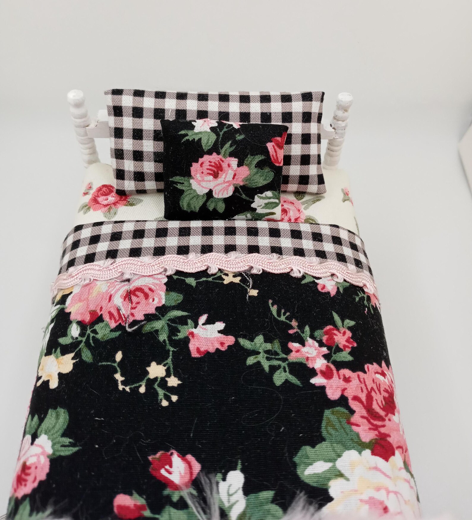 An Artisan Hand-made Single Bed for Your Dollhouse. 1:12 Scale in Pink ...