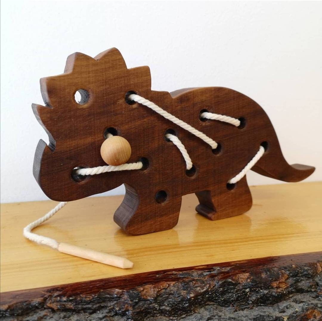 Lacing Toy // Wooden Lacing Toys // Montessori Toy // Wooden - Etsy Canada