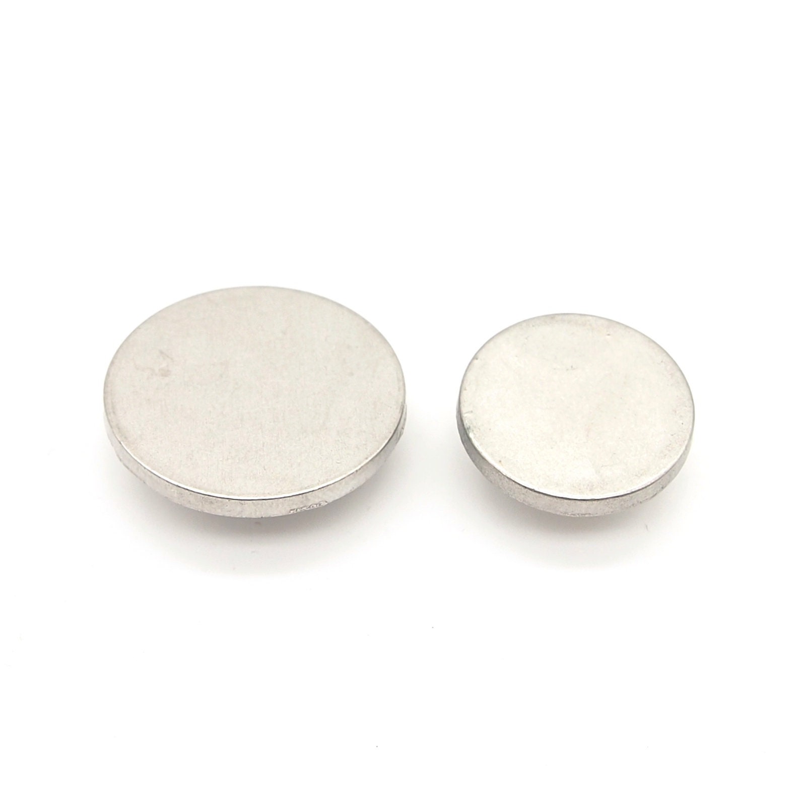 Flat Metal Buttons 10 Pcs 18/23mm Pewter/matte Silver - Etsy