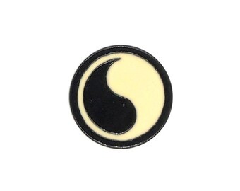 Yin Yang Button - Etsy