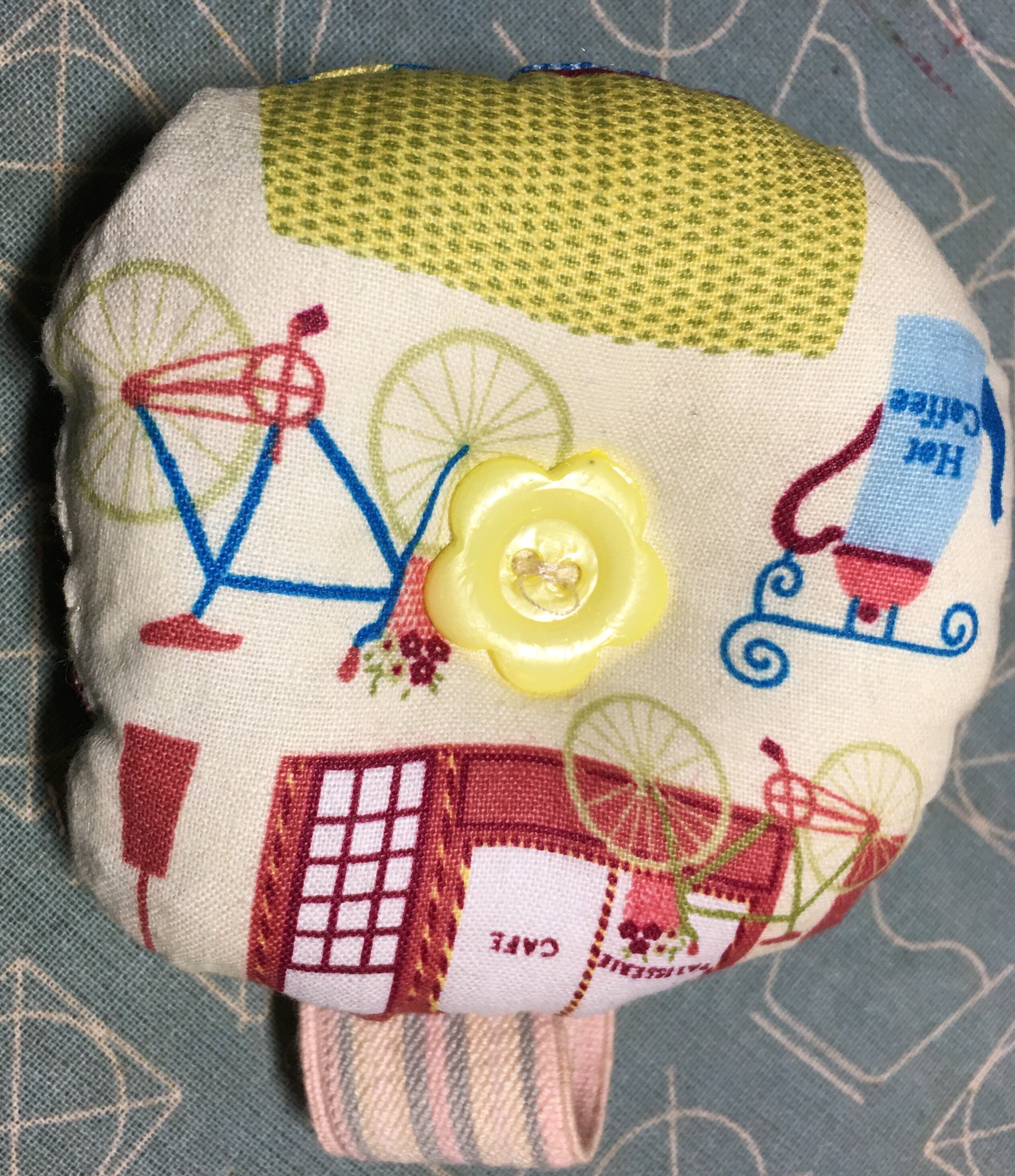 Handmade Pin Cushion, wrist pin cushion - Etsy.de