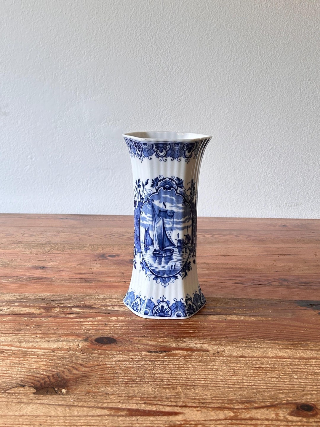 Vase / Flower Vase Delft Blue Mosa Porcelain Holland Decor With Mills ...