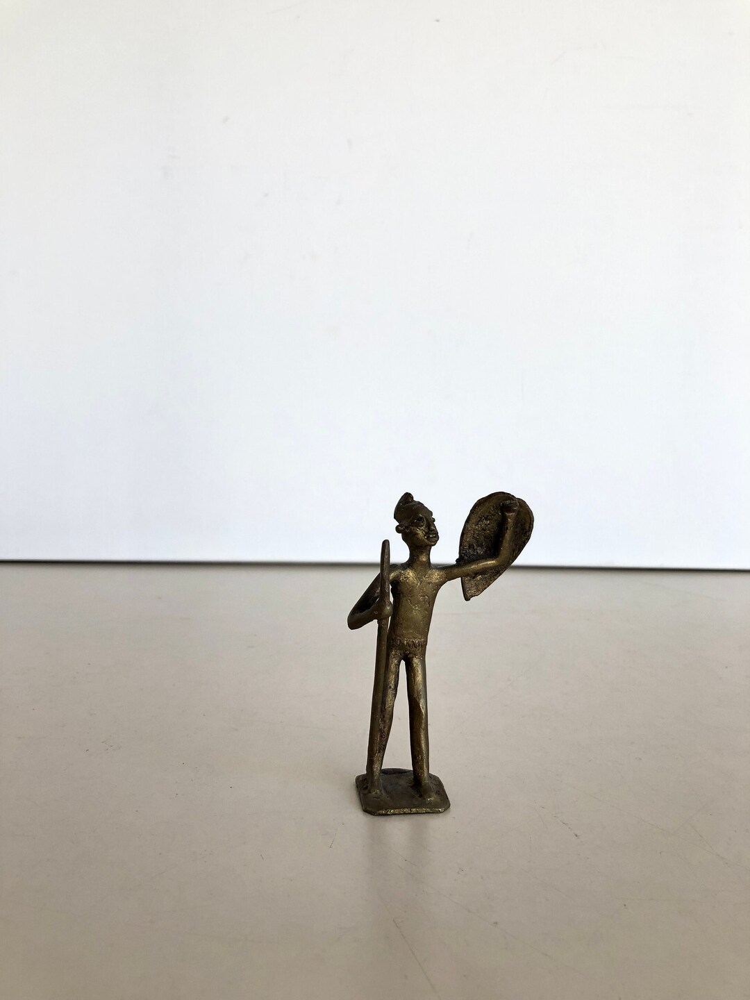 Figurine / Sculpture - West Africa - Ashanti - Man With Shield and ...