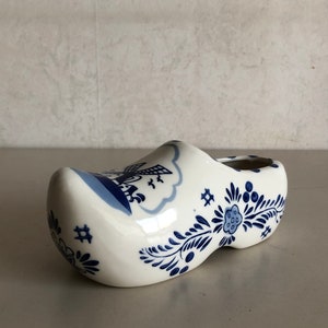 Clog - Delft Blue - Pottery - Hand Painted - Holland - Décor of a Mill ...