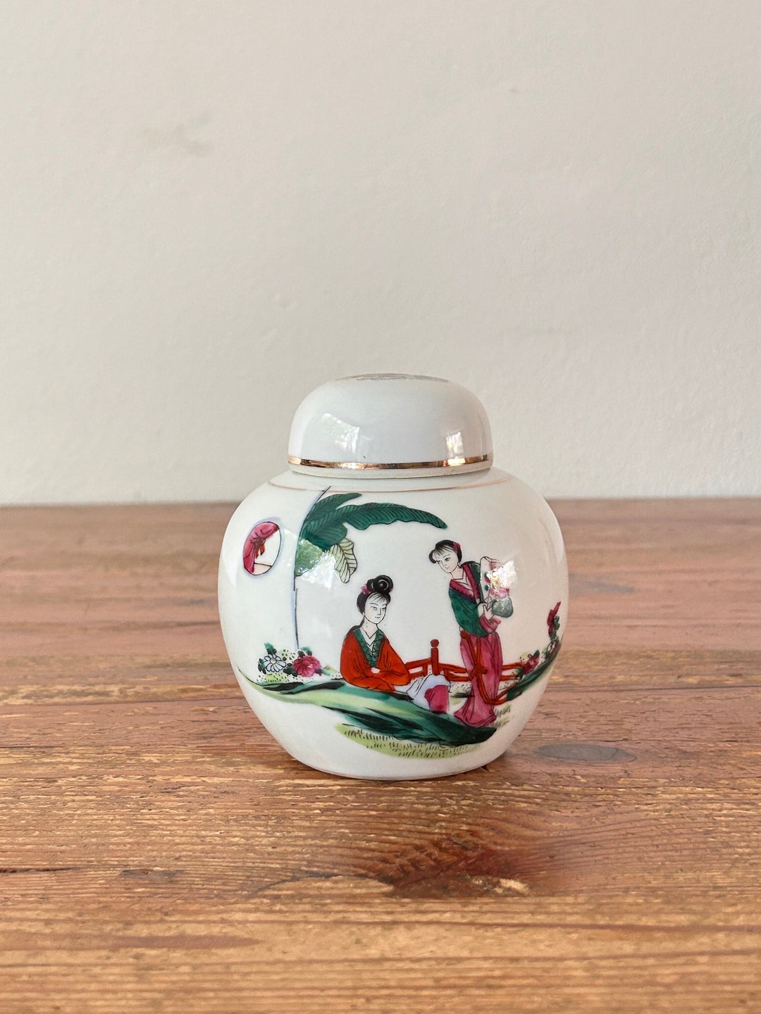 Ginger Jar - China - Porcelain - Beautiful Decoration With Chinese ...