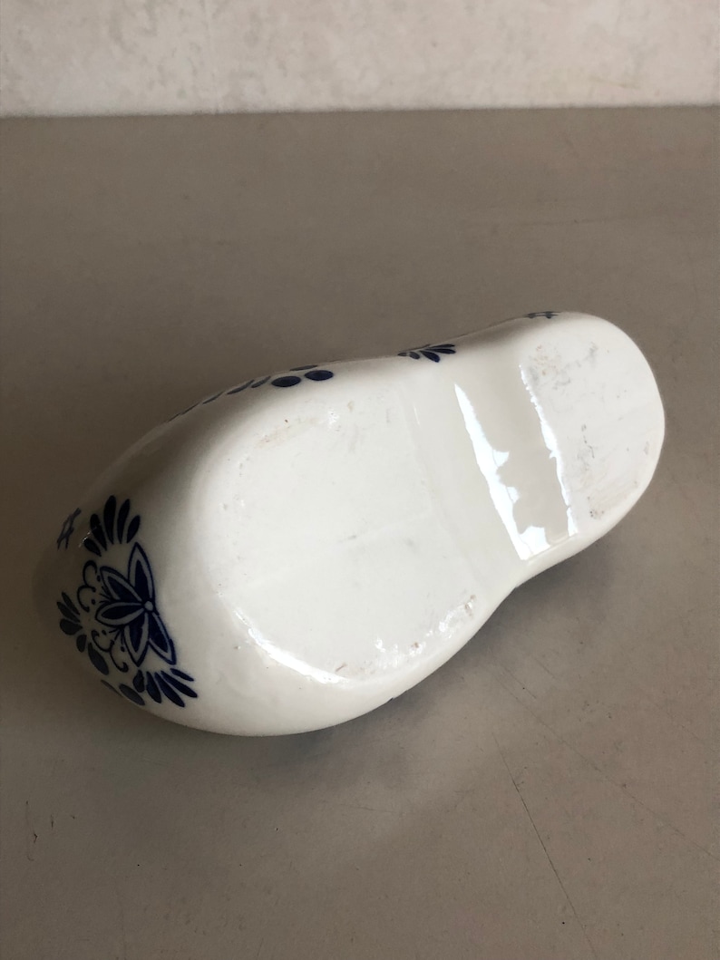 Clog - Delft Blue - Pottery - Hand Painted - Holland - Décor of a Mill ...