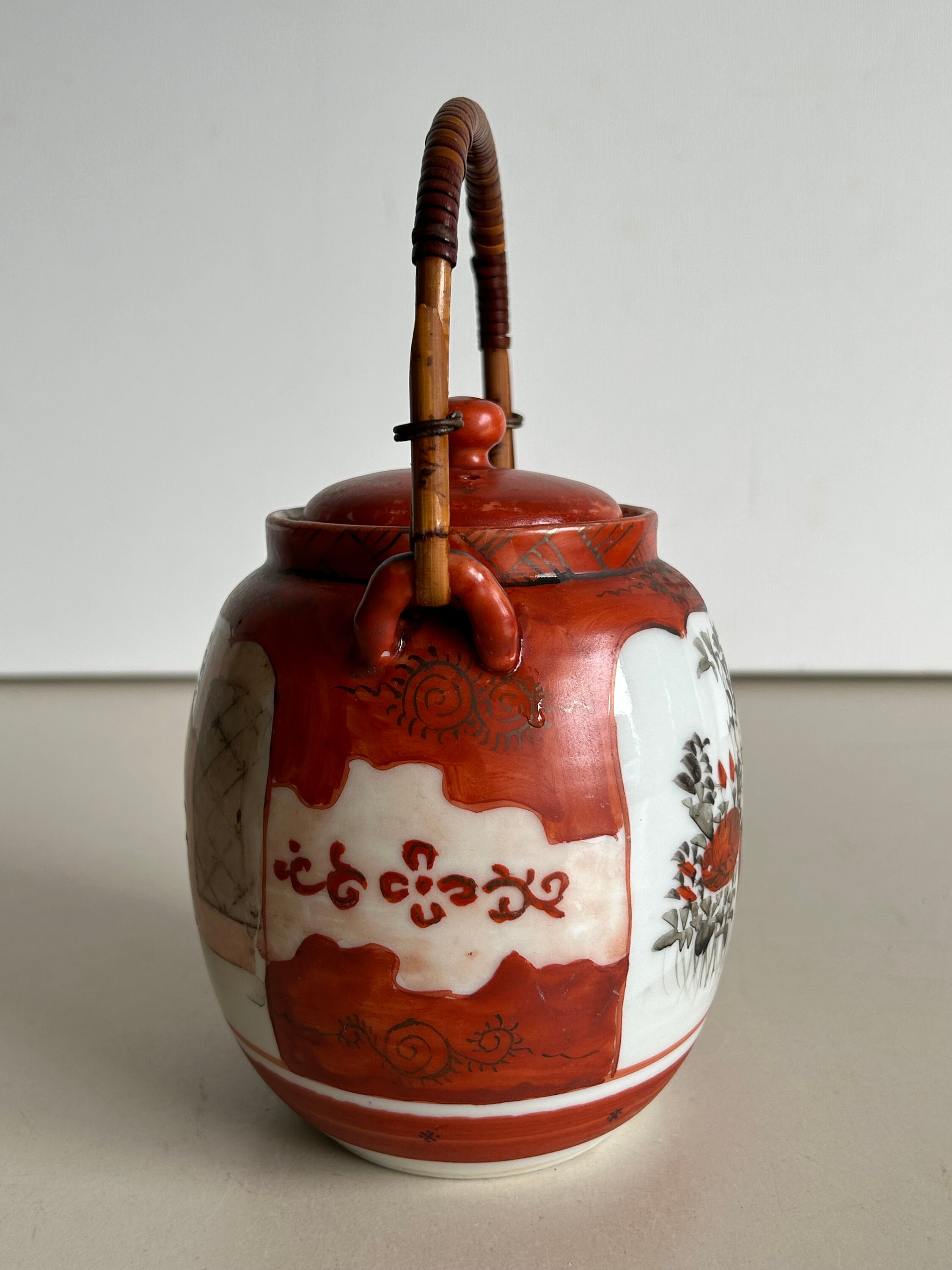 Teapot - Porcelain - Red and White - Japan - Oriental Scene - Hand ...