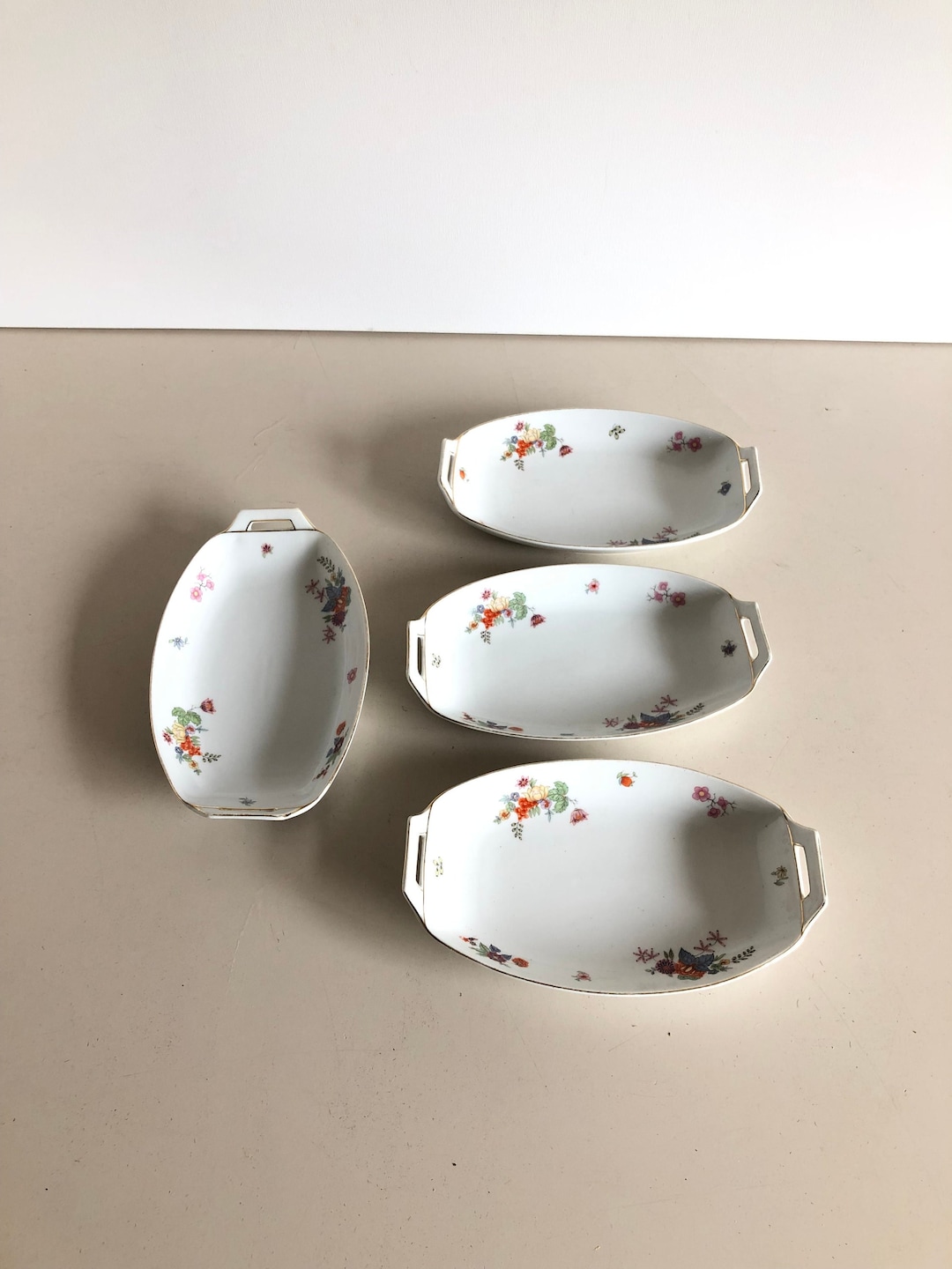 4 Bowls / Presentation Bowls Thomas, Bavaria and Sold in the ...