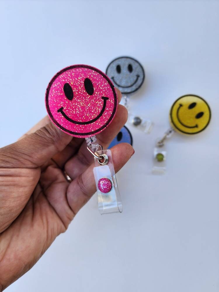 Happy Face Badge Reel|cute Badge Reels|gift| Retractable ID Badge ...