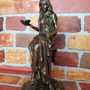 Vintage Pythia Statue - Oracle of Delphi Ancient Greek High Priestess ...