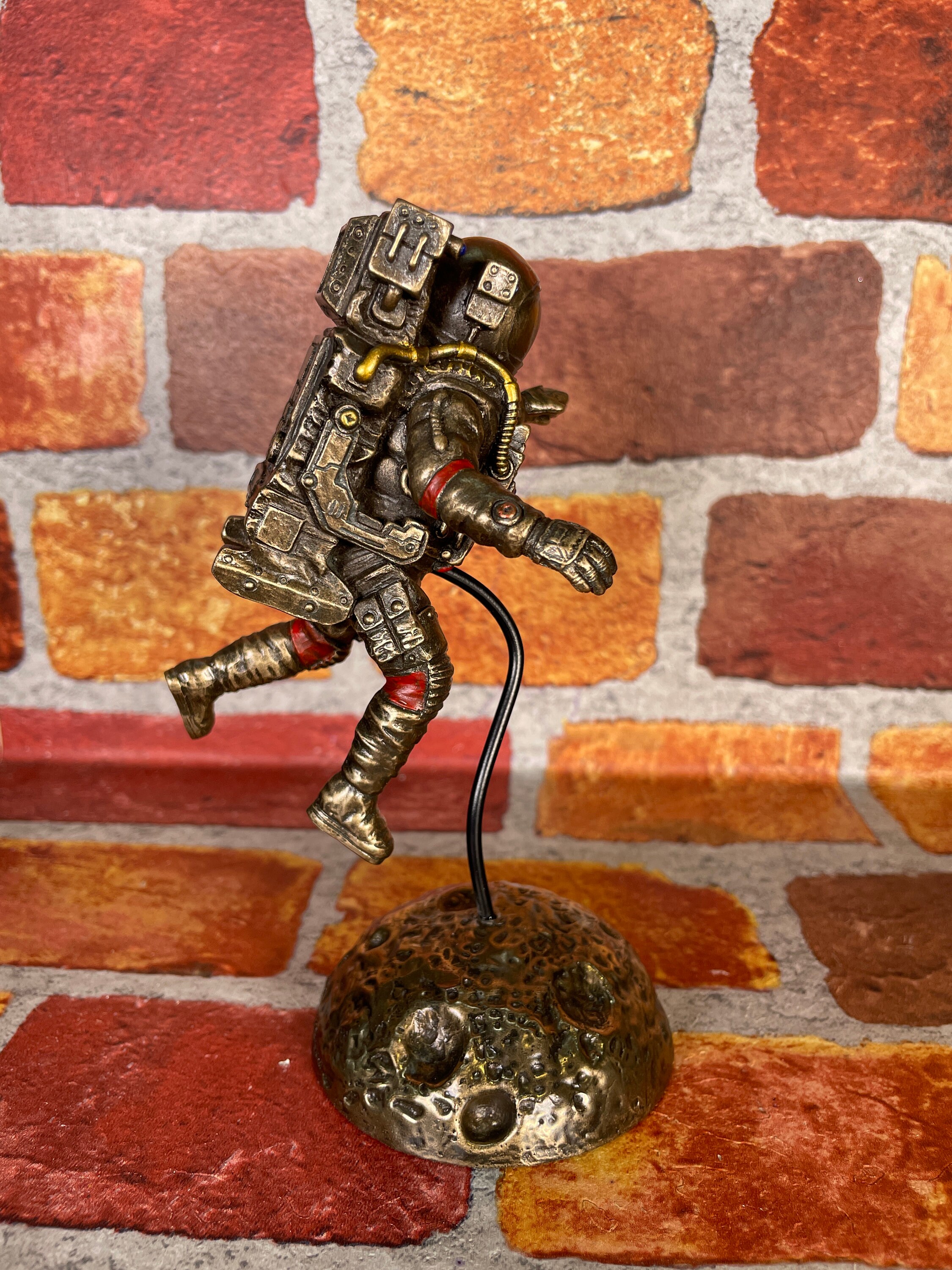 Vintage Astronaut Statue - Astronaut on a Spacewalk Statue - Cosmonaut ...