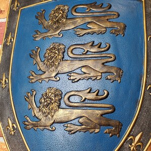 Vintage Triple Lion Wall Shield Full Sized Shield Wall Art Plaque - Etsy