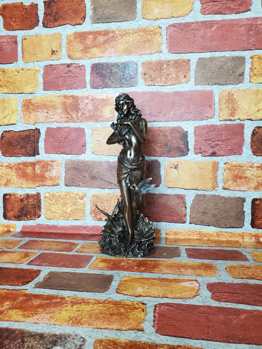 Vintage Aphrodite Statute - Greek Goddess Aphrodite / Venus Altar ...