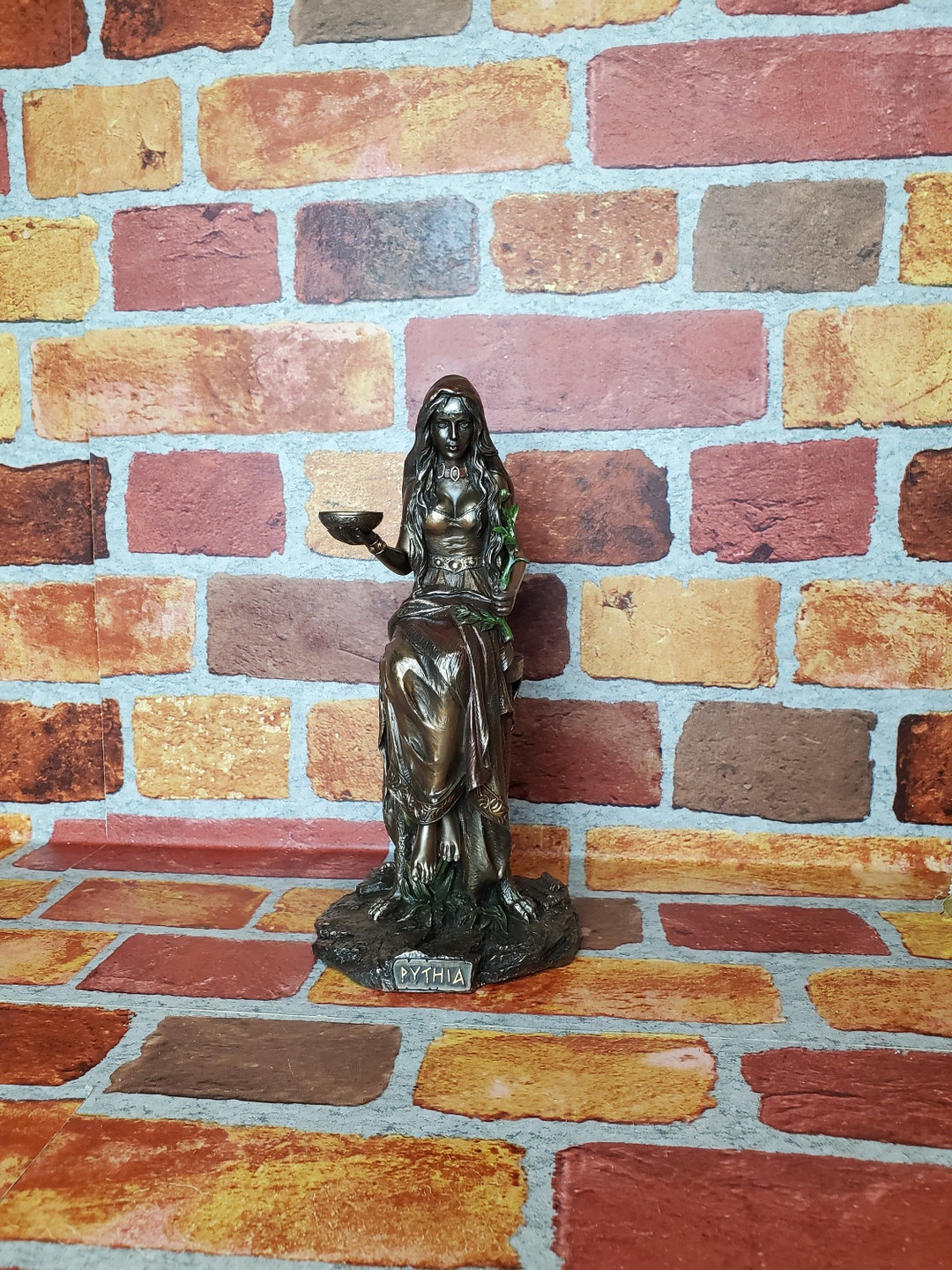 Vintage Pythia Statue - Oracle of Delphi Ancient Greek High Priestess ...
