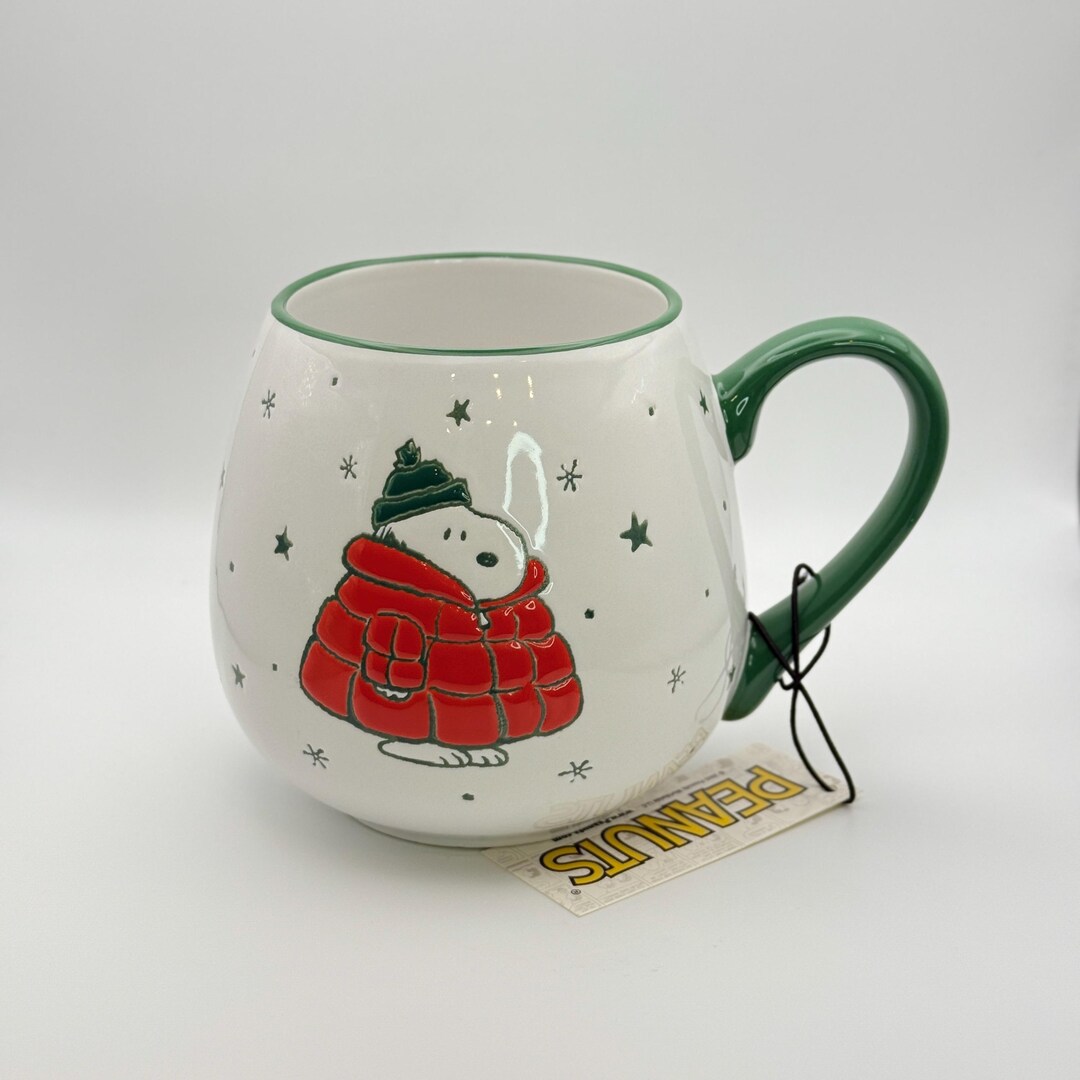 Peanuts Snoopy in a Red Puffer Jacket Christmas Mug | Stay Cozy Snoopy ...