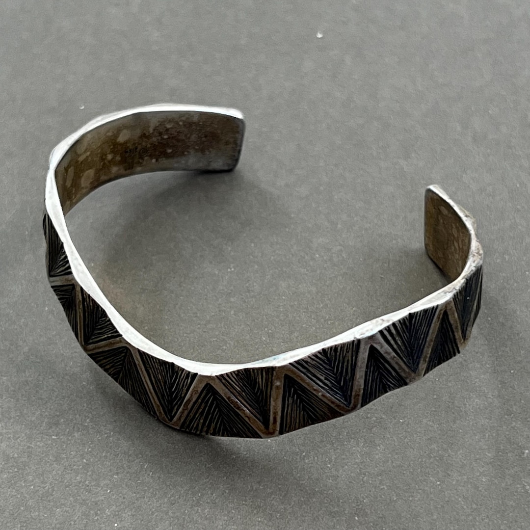 Vintage Retired James Avery Textured Wave Bracelet Sterling Silver Cuff ...