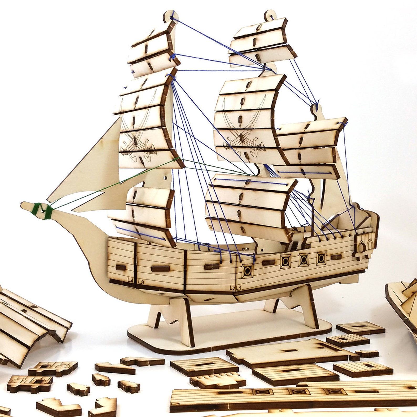 Pirate Ship DIY - 3D Wooden Puzzles - Laser Art Model Construction Kit ...