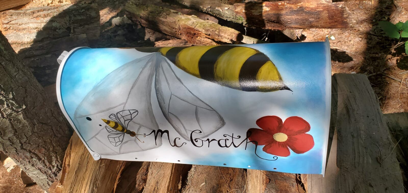 Custom Personalized Bee Mailbox - Etsy Canada
