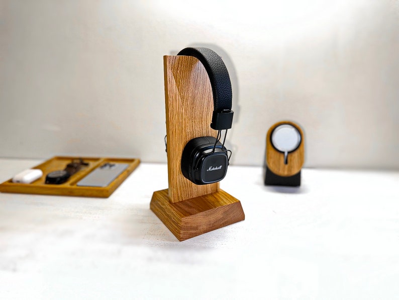 Headphone Stand Made of Natural Wood in Cybertech Style, Gaming Headset ...