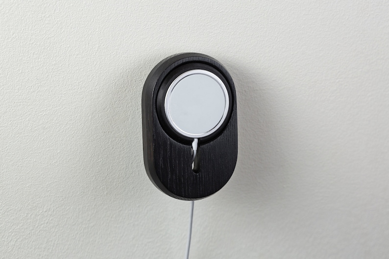 Wooden Magsafe Holder With Wall Mount for Comfortable, Functional Use ...