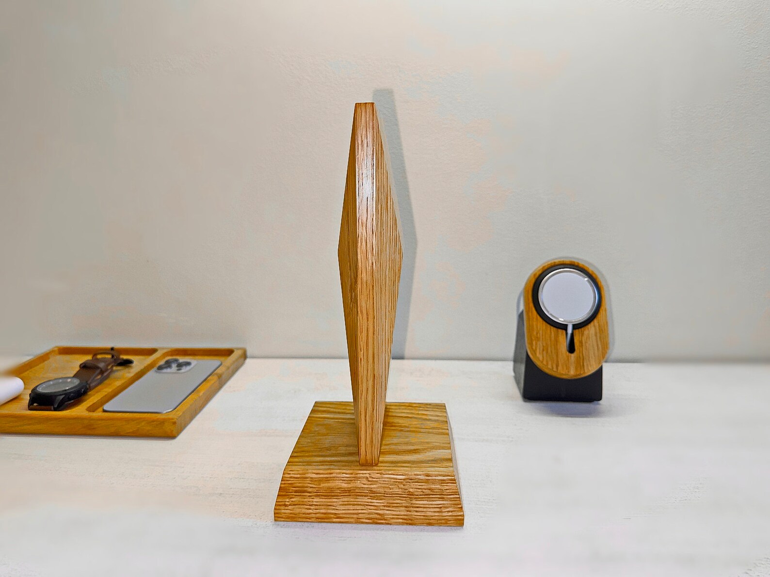 Headphone Stand Made of Natural Wood in Cybertech Style, Gaming Headset ...