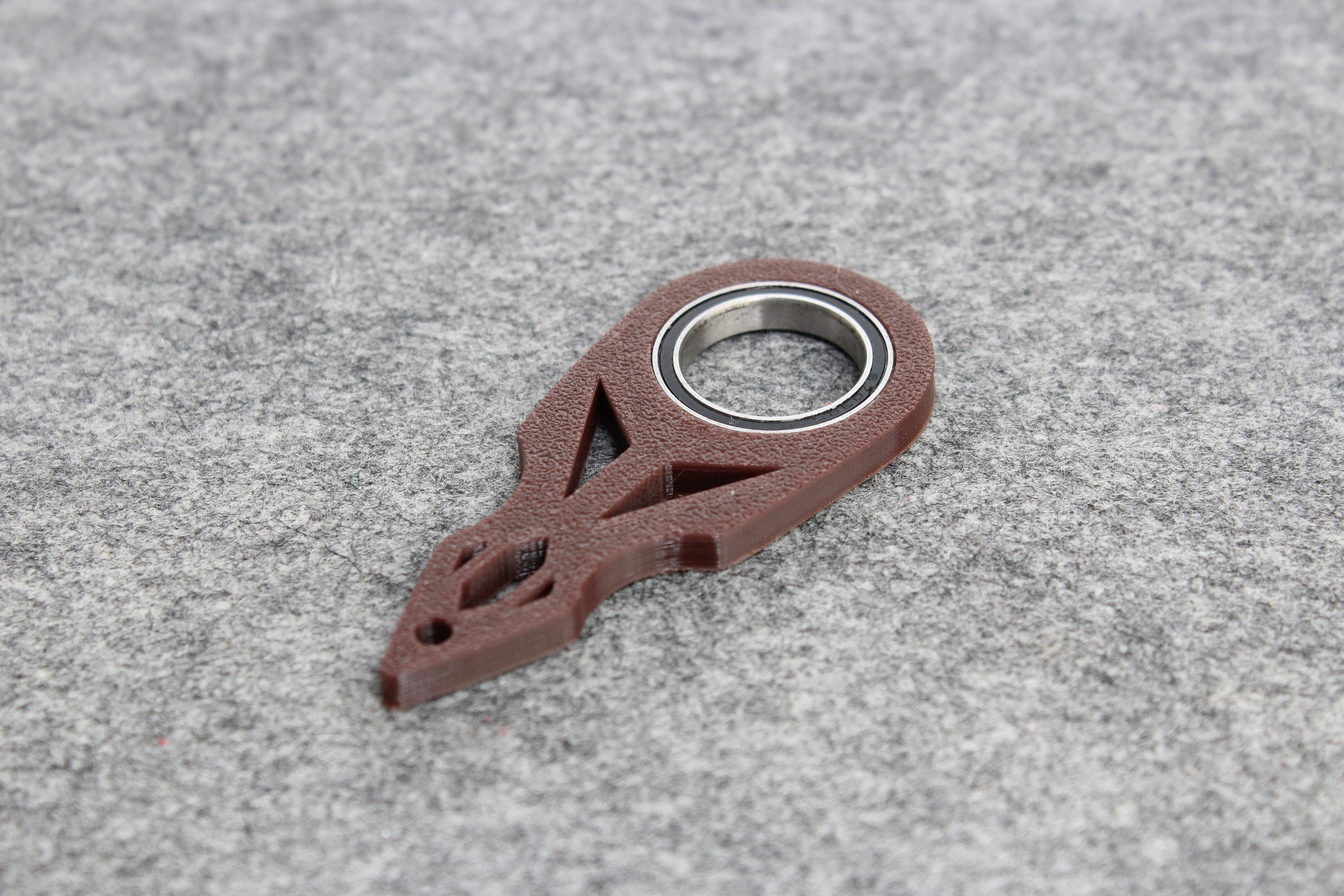 Spinly Fidget Keychain BROWN edition Key Spinner for cool - Etsy.de