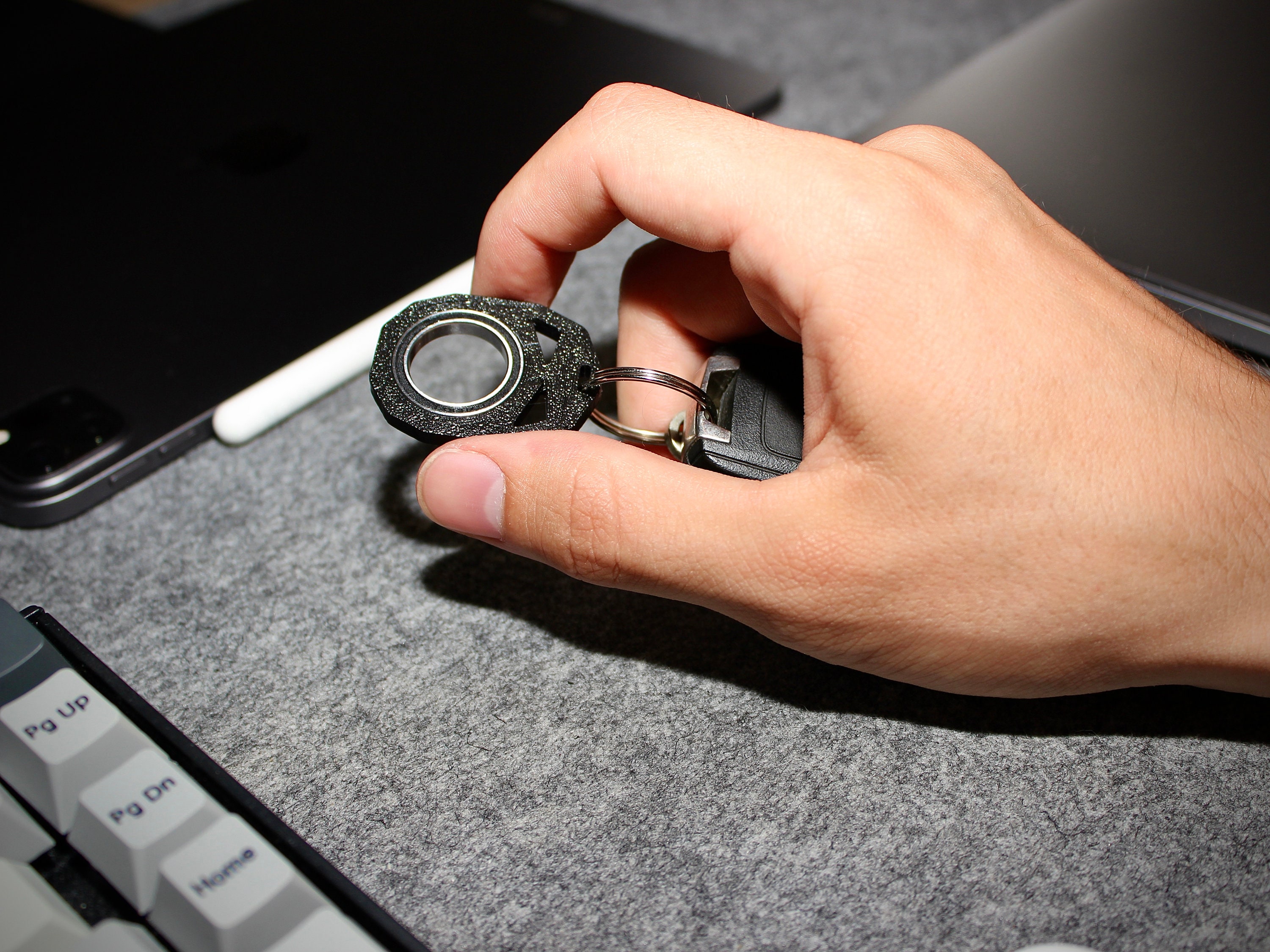 Spinly Fidget Keychains -2 PACK- Key Spinner for Cool Moves - Karambit ...