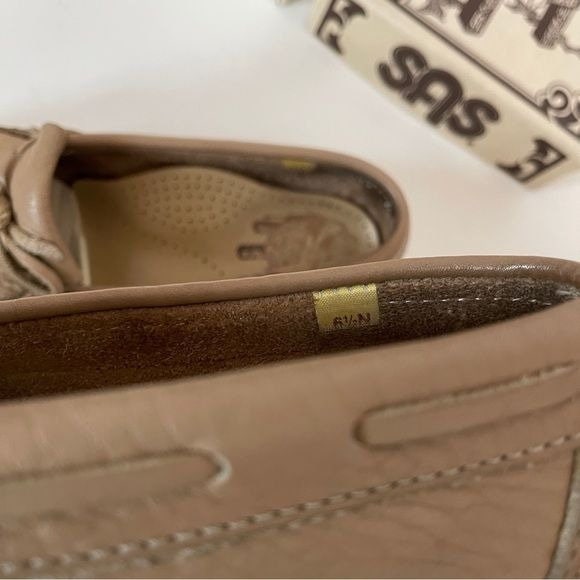 Vintage SAS Walking Shoes Shoes Leather Fringe Soft Step Tan Original Box 6.5 Narrow - Etsy