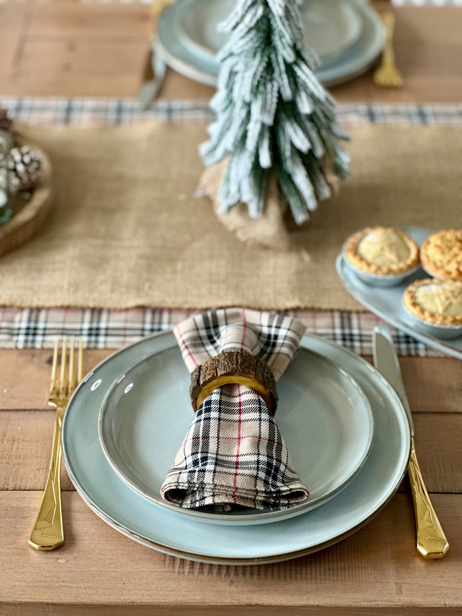 Set of Scottish Christmas Napkins Rustic Cabin Style Plaid - Etsy
