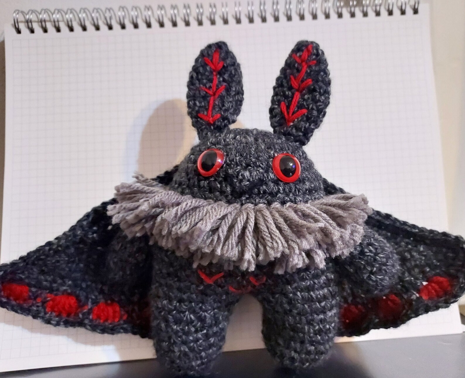 The Huggable Mothman-pattern - Etsy