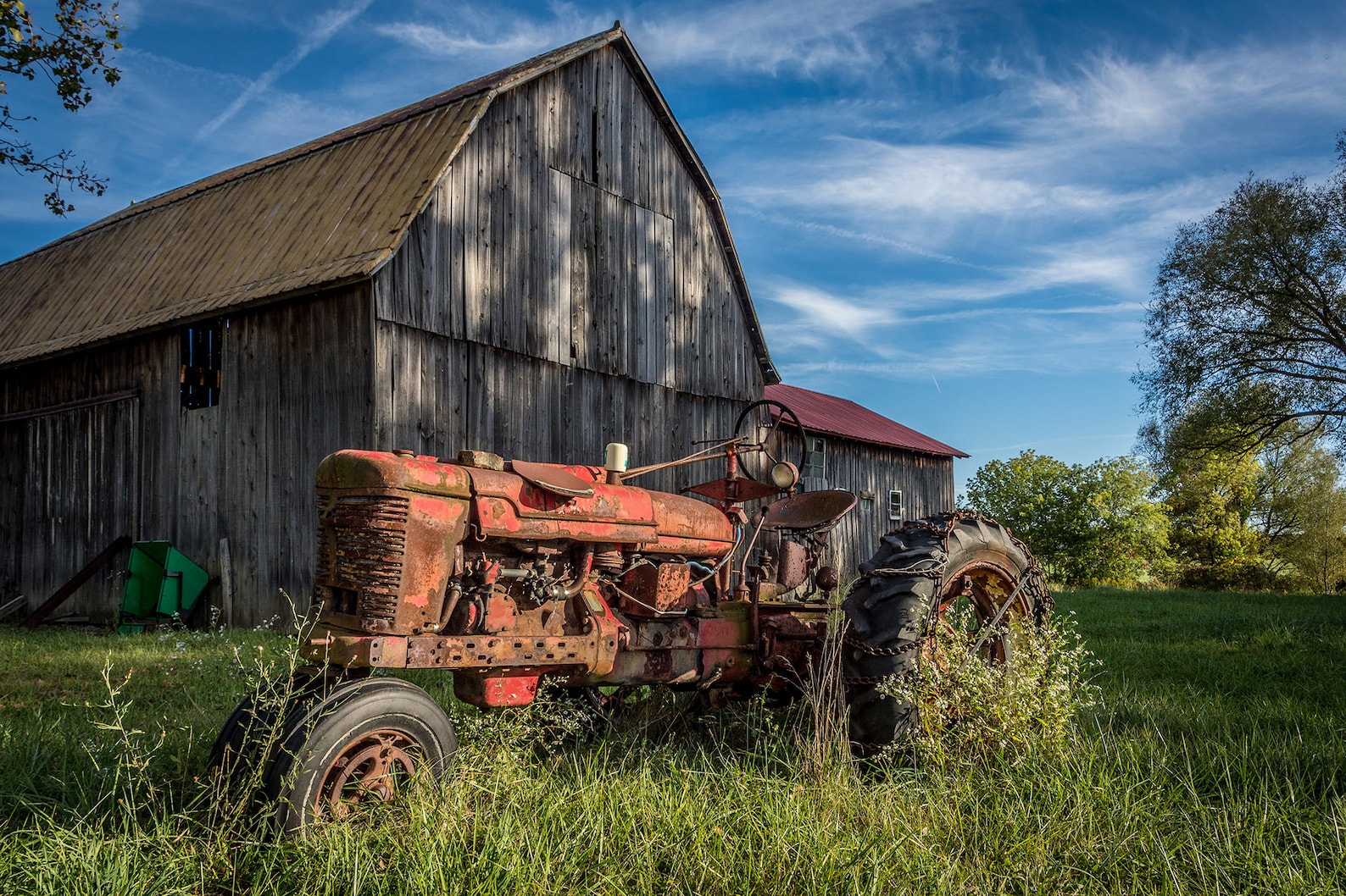 Photo Rustic Tractor & Barn With Blue Sky - Etsy
