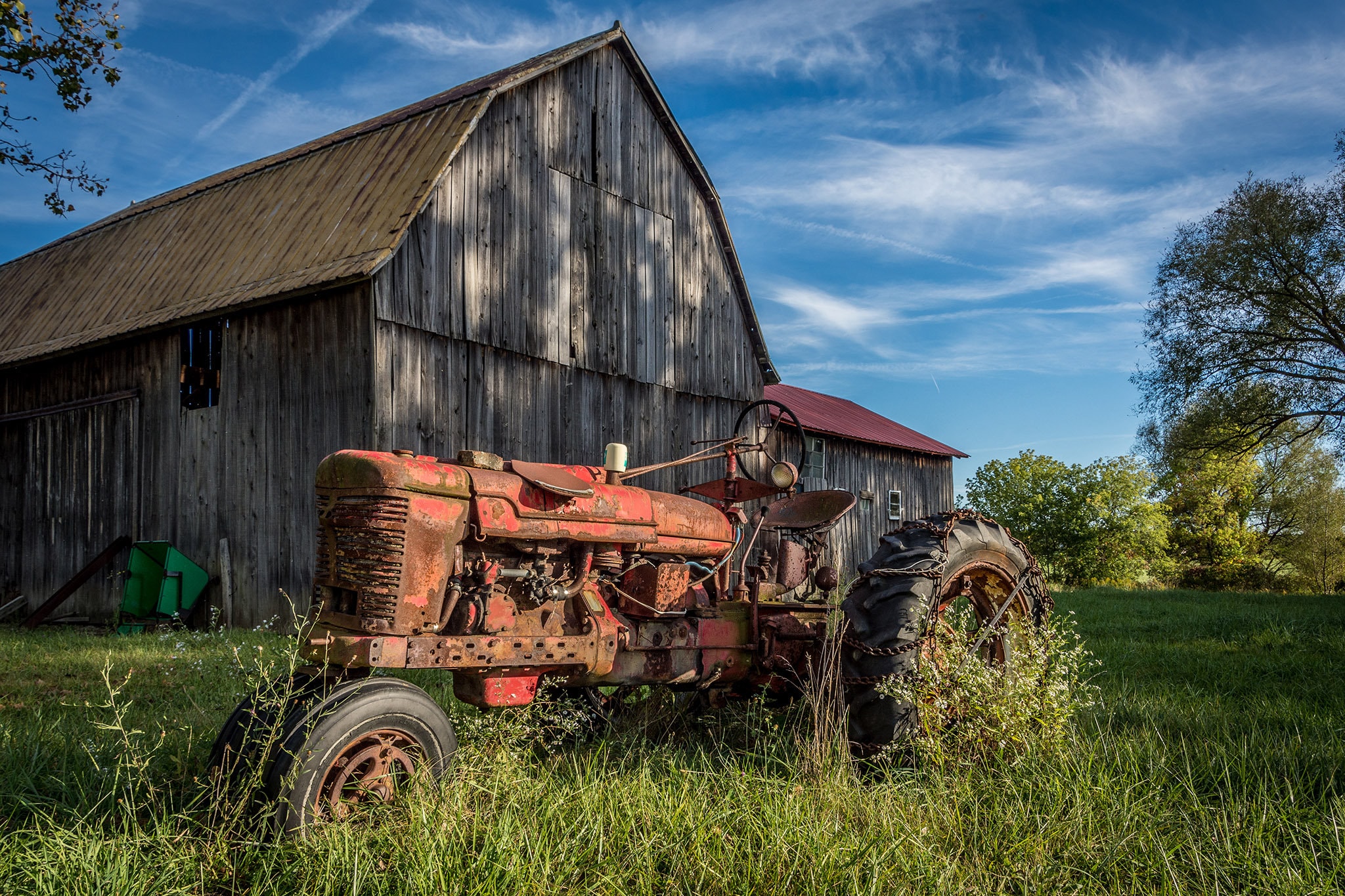 Photo Rustic Tractor & Barn With Blue Sky - Etsy