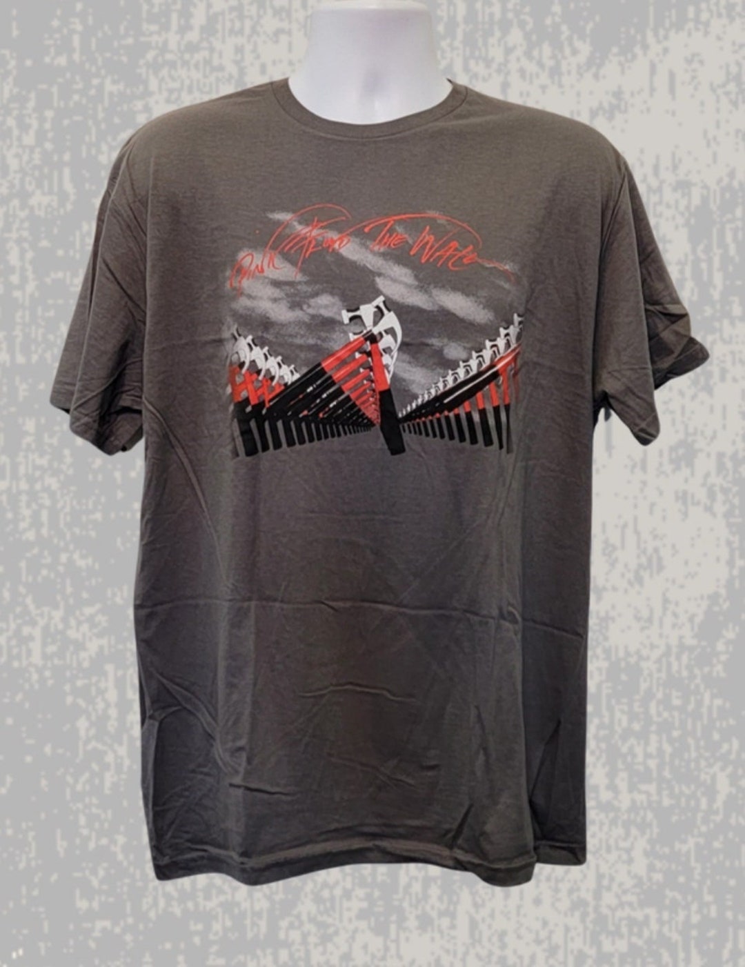 Pink Floyd the Wall Vintage Style Band Tee, Marching Hammers, Charcoal ...