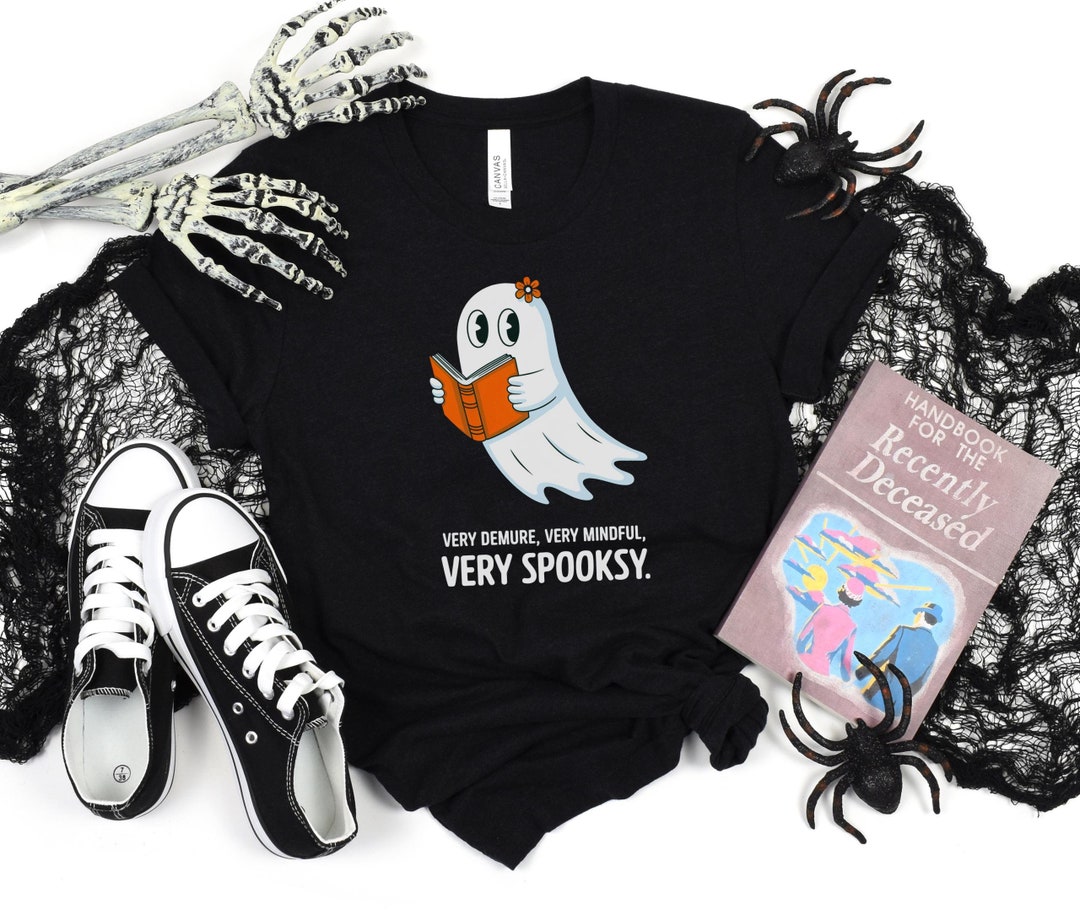 Very Spooksy Cute Ghost Reading Shirt Funny Halloween Shirt, Cozy Ghost ...
